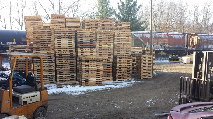 Recycling | Michiana Pallet Recycle